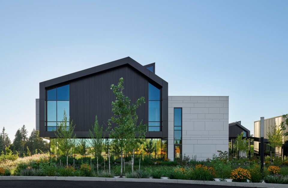 Advantis Headquarters | PLACE